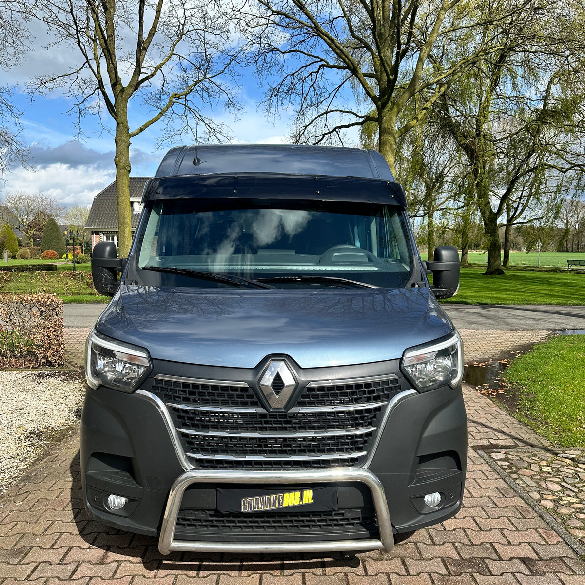 Zonneklep Renault Master 2010 - | Strakkebus.nl