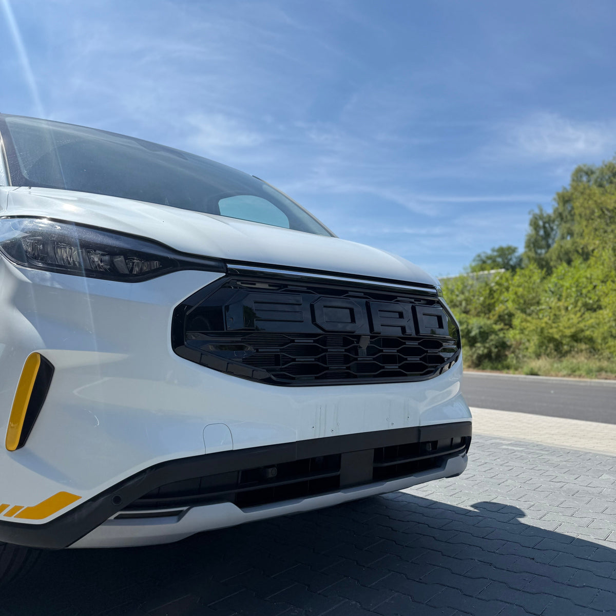 Ford Custom Grill 2024+ DESIGN – Strakkebus.nl